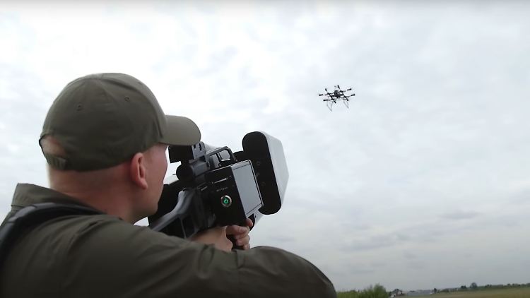 “Sky Wiper” EDM4S: Súng trường được Ukraine sử dụng để quét sạch máy ...